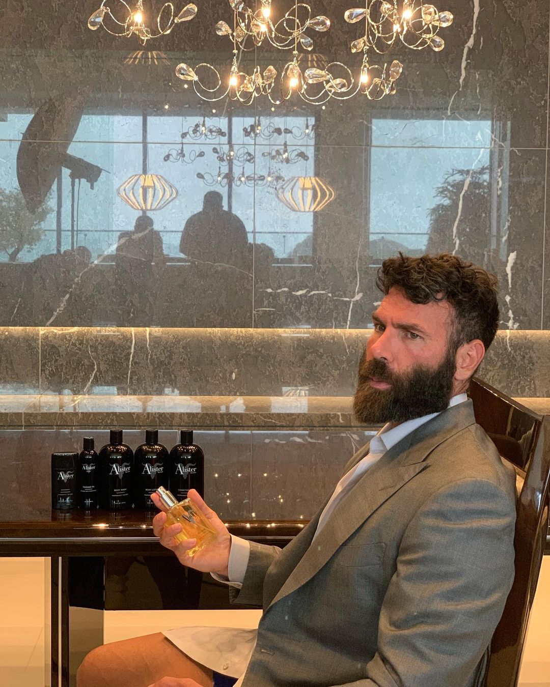Dan Bilzerian Instagram Top 10 pictures which make him the "King of ...